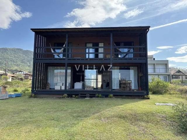 Casa / Sobrado para Venda em Garopaba/SC Praia da Gamboa 3 Quartos