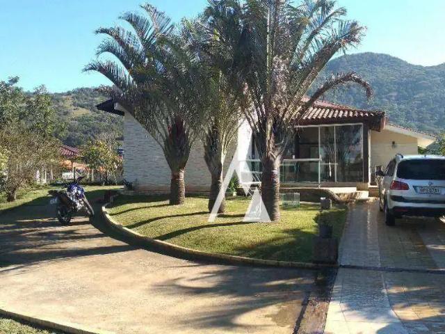 Casa / Sobrado para Venda em Garopaba/SC Ressacada 4 Quartos