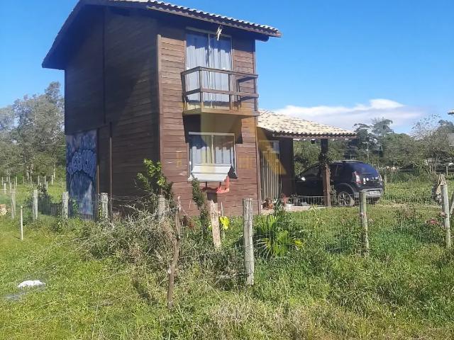 Casa / Sobrado para Venda em Garopaba/SC Ressacada 2 Quartos