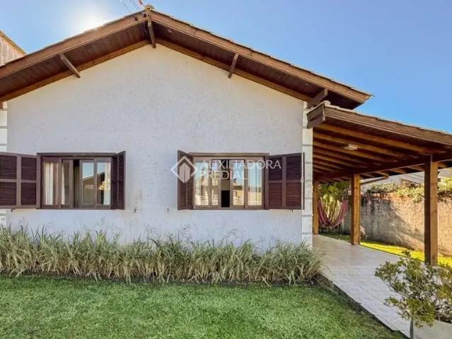 Casa / Sobrado para Venda em Garopaba/SC Ressacada 2 Quartos