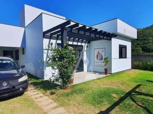 Casa / Sobrado para Venda em Garopaba/SC Ressacada 3 Quartos