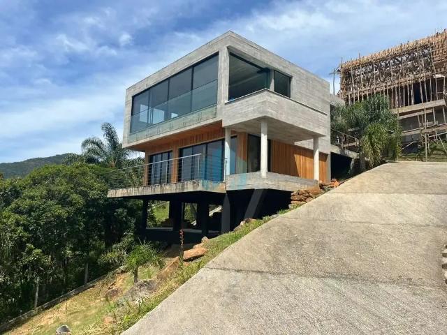 Casa / Sobrado para Venda em Garopaba/SC Siriú 3 Quartos