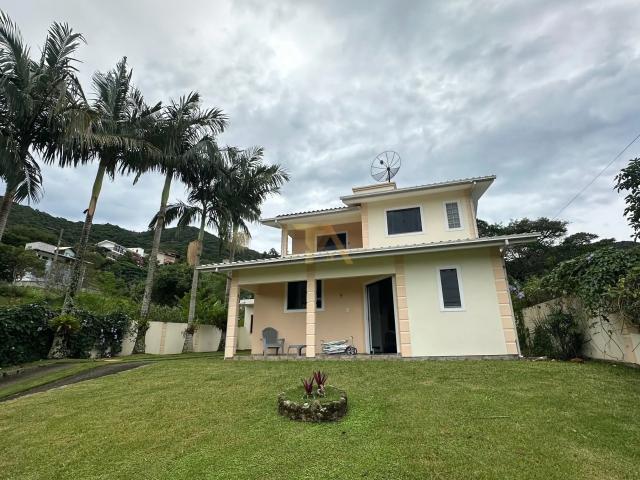Casa / Sobrado para Venda em Garopaba/SC Siriú 3 Quartos