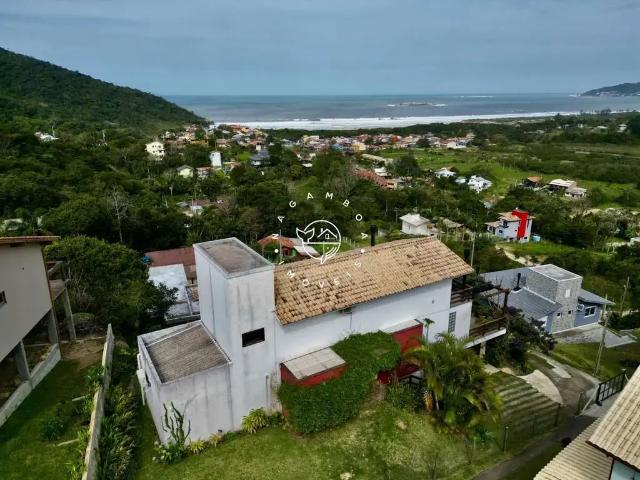 Casa / Sobrado para Venda em Garopaba/SC Siriú 4 Quartos
