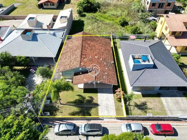 Casa / Sobrado para Venda em Garopaba/SC Siriú 4 Quartos