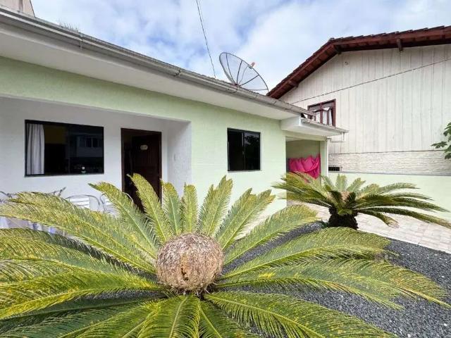 Casa / Sobrado para Venda em Gaspar/SC Bela Vista 3 Quartos
