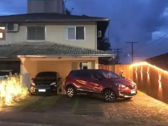 Casa / Sobrado para Venda em Goiânia/GO Condomínio Alto da Boa Vista 3 Quartos