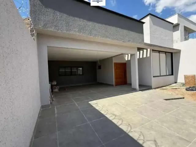 Casa / Sobrado para Venda em Goiânia/GO Condomínio das Esmeraldas 3 Quartos