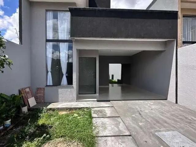 Casa / Sobrado para Venda em Goiânia/GO Condomínio das Esmeraldas 3 Quartos