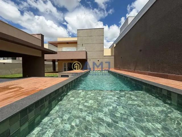 Casa / Sobrado para Venda em Goiânia/GO Condomínio do Lago 4 Quartos