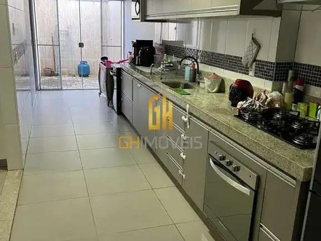 Casa / Sobrado para Venda em Goiânia/GO Chácaras Anhangüera 4 Quartos