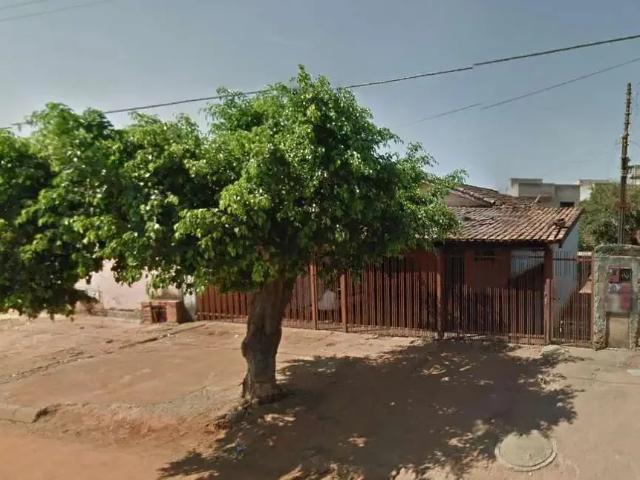 Casa / Sobrado para Venda em Goiânia/GO Cidade Jardim 3 Quartos