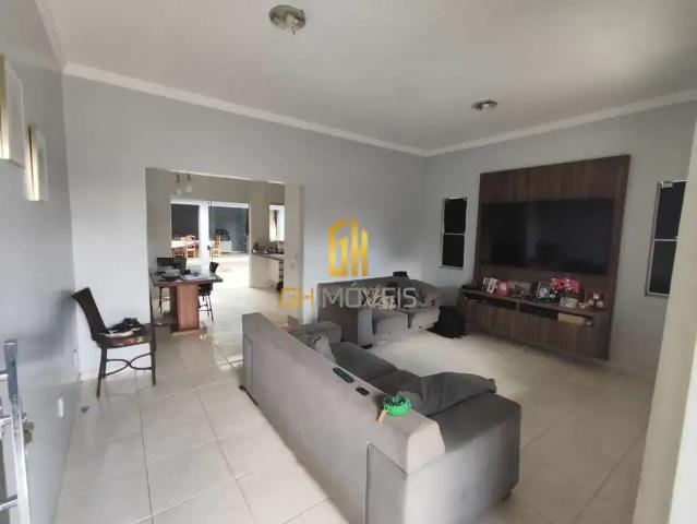 Casa / Sobrado para Venda em Goiânia/GO Cidade Jardim 3 Quartos