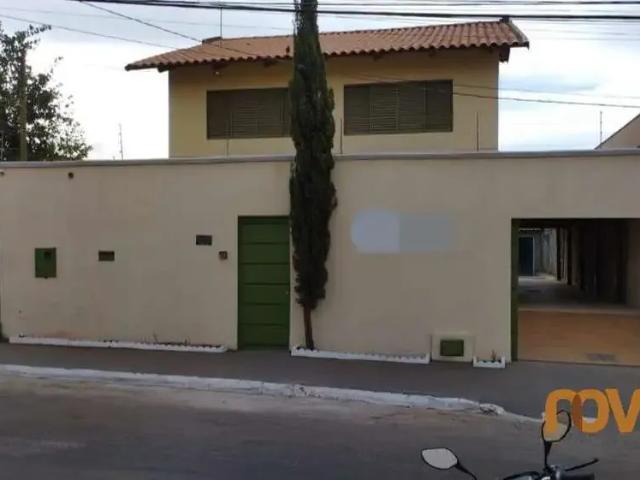 Casa / Sobrado para Venda em Goiânia/GO Anhangüera 4 Quartos