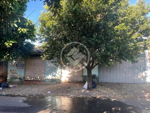 Casa / Sobrado para Venda em Goiânia/GO Aeroviário 3 Quartos