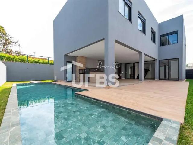 Casa / Sobrado para Venda em Goiânia/GO Alphaville Flamboyant Residencial Araguaia 5 Quartos