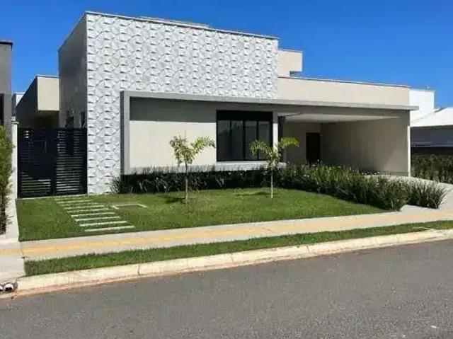 Casa / Sobrado para Venda em Goiânia/GO Fazenda Vau das Pombas 4 Quartos