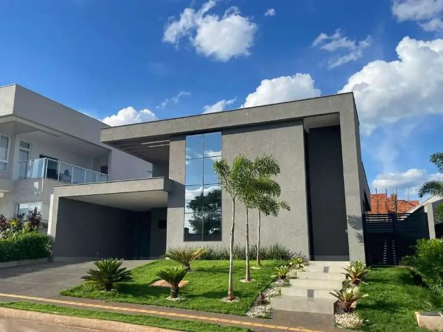Casa / Sobrado para Venda em Goiânia/GO Fazenda Vau das Pombas 4 Quartos