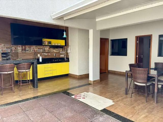 Casa / Sobrado para Venda em Goiânia/GO Jardim Atlântico 4 Quartos