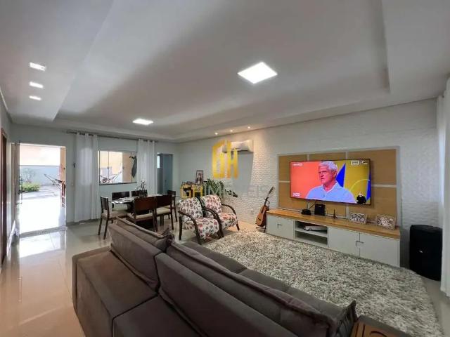 Casa / Sobrado para Venda em Goiânia/GO Jardim América 3 Quartos