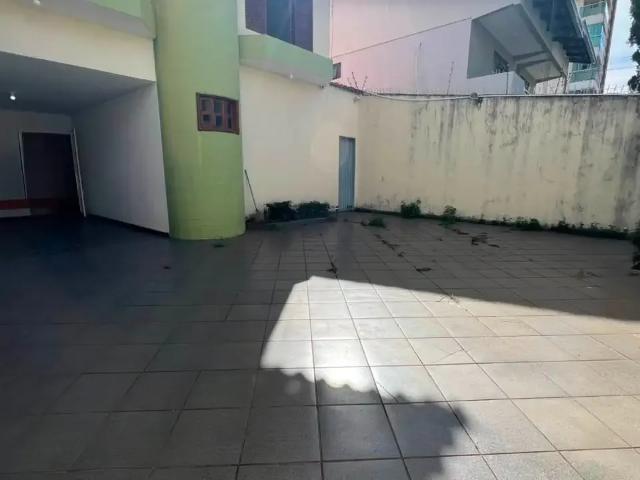 Casa / Sobrado para Venda em Goiânia/GO Jardim América 5 Quartos