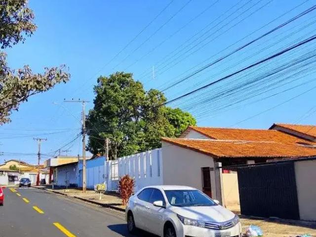 Casa / Sobrado para Venda em Goiânia/GO Jardim Balneário Meia Ponte 3 Quartos