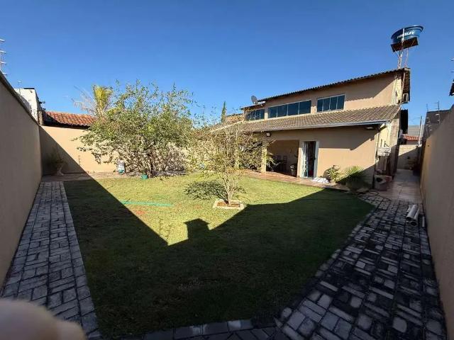 Casa / Sobrado para Venda em Goiânia/GO Jardim Colorado 4 Quartos