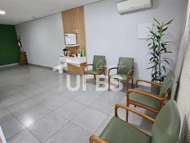 Casa / Sobrado para Venda em Goiânia/GO Jardim Europa 4 Quartos
