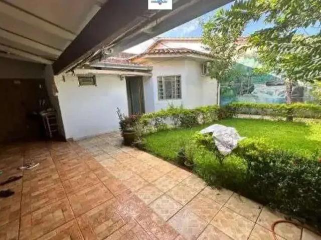 Casa / Sobrado para Venda em Goiânia/GO Jardim Europa 4 Quartos