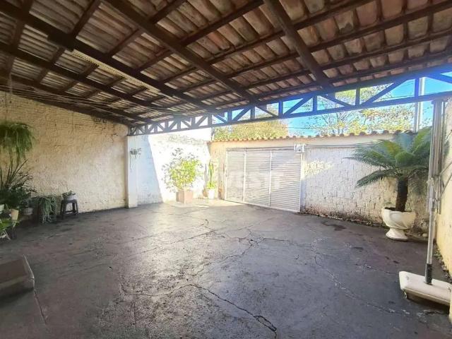 Casa / Sobrado para Venda em Goiânia/GO Jardim Guanabara III 2 Quartos