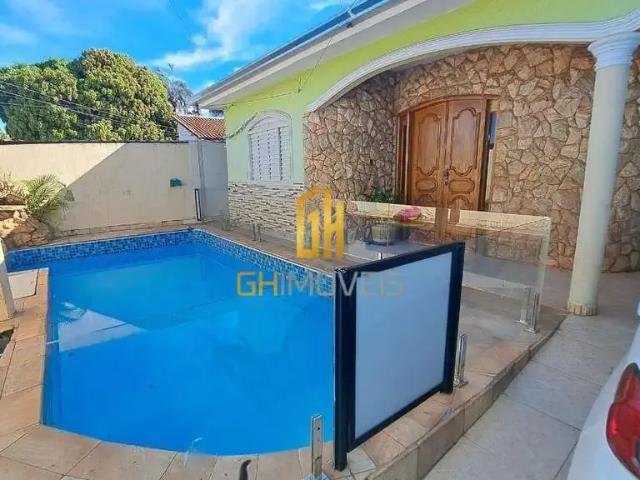Casa / Sobrado para Venda em Goiânia/GO Jardim Itaipu 4 Quartos