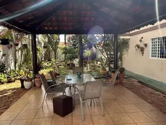 Casa / Sobrado para Venda em Goiânia/GO Jardim Planalto 4 Quartos