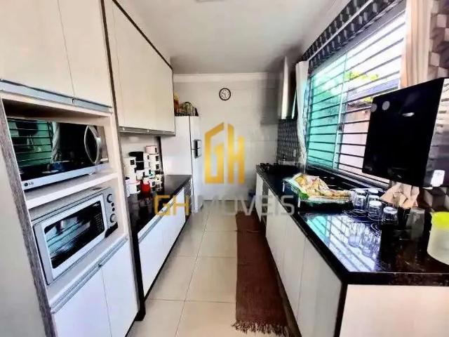 Casa / Sobrado para Venda em Goiânia/GO Jardim Presidente 3 Quartos