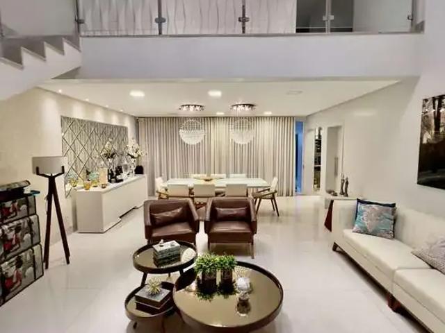 Casa / Sobrado para Venda em Goiânia/GO Jardins Valência 4 Quartos