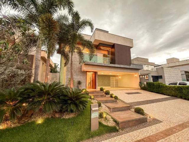 Casa / Sobrado para Venda em Goiânia/GO Jardins Valência 4 Quartos