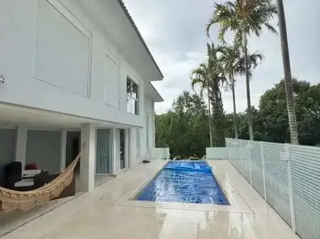Casa / Sobrado para Venda em Goiânia/GO Jardins Valência 5 Quartos