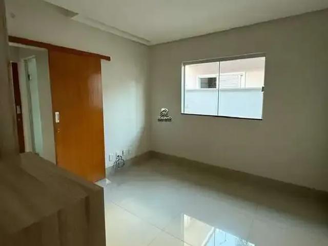 Casa / Sobrado para Venda em Goiânia/GO Jardins Valência 3 Quartos