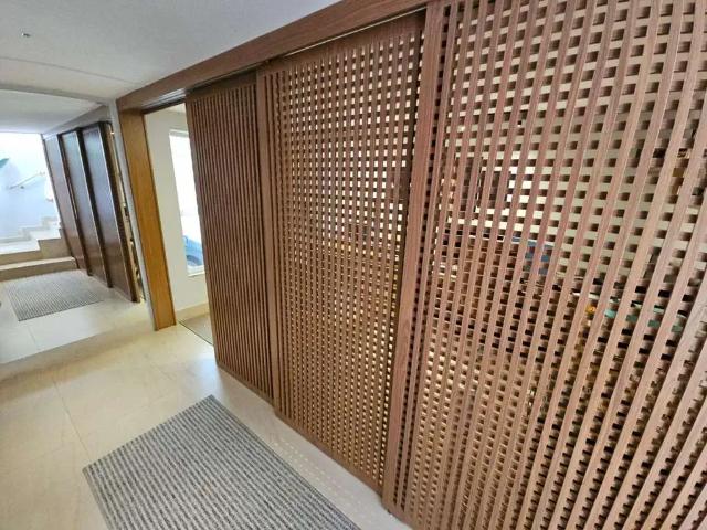 Casa / Sobrado para Venda em Goiânia/GO Jardins Valência 3 Quartos