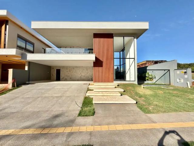 Casa / Sobrado para Venda em Goiânia/GO Jardins França 4 Quartos