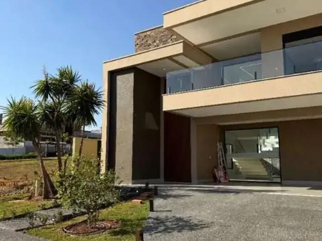 Casa / Sobrado para Venda em Goiânia/GO Jardins França 4 Quartos