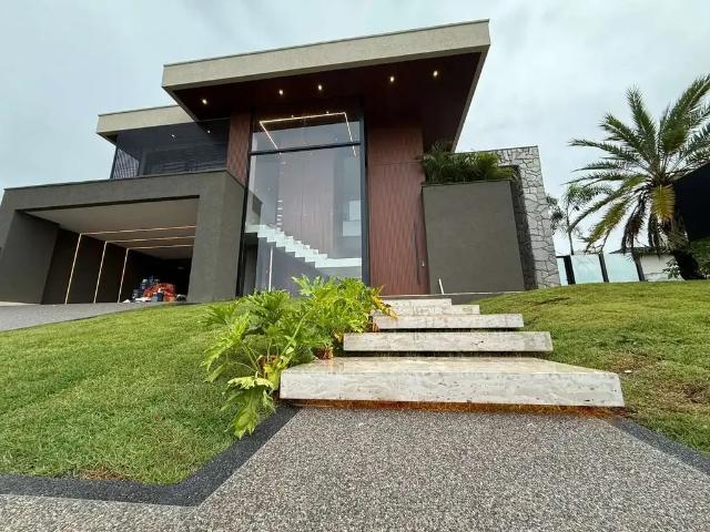 Casa / Sobrado para Venda em Goiânia/GO Jardins França 4 Quartos