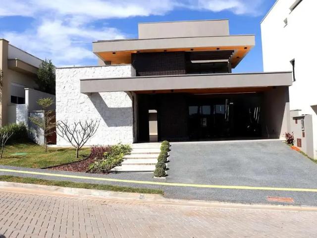 Casa / Sobrado para Venda em Goiânia/GO Jardins Itália 4 Quartos