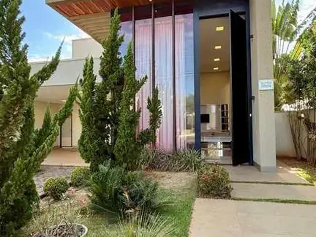 Casa / Sobrado para Venda em Goiânia/GO Jardins Madri 4 Quartos