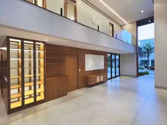 Casa / Sobrado para Venda em Goiânia/GO Jardins Madri 4 Quartos