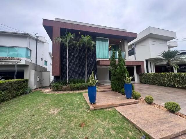 Casa / Sobrado para Venda em Goiânia/GO Jardins Madri 4 Quartos