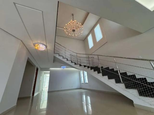 Casa / Sobrado para Venda em Goiânia/GO Jardins Madri 4 Quartos