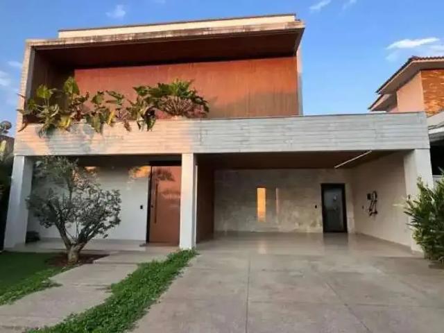 Casa / Sobrado para Venda em Goiânia/GO Jardins Madri 5 Quartos