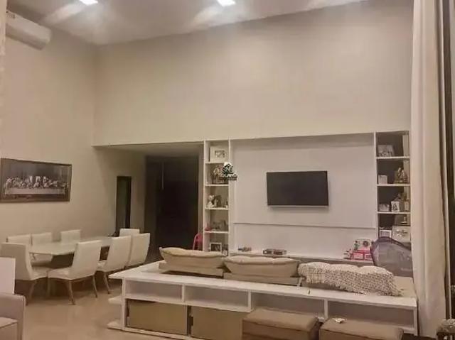Casa / Sobrado para Venda em Goiânia/GO Jardins Madri 3 Quartos