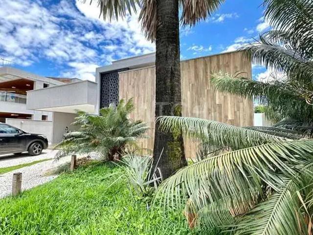Casa / Sobrado para Venda em Goiânia/GO Loteamento Alphaville Residencial 4 Quartos