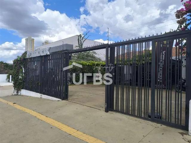 Casa / Sobrado para Venda em Goiânia/GO Loteamento Celina Park 3 Quartos